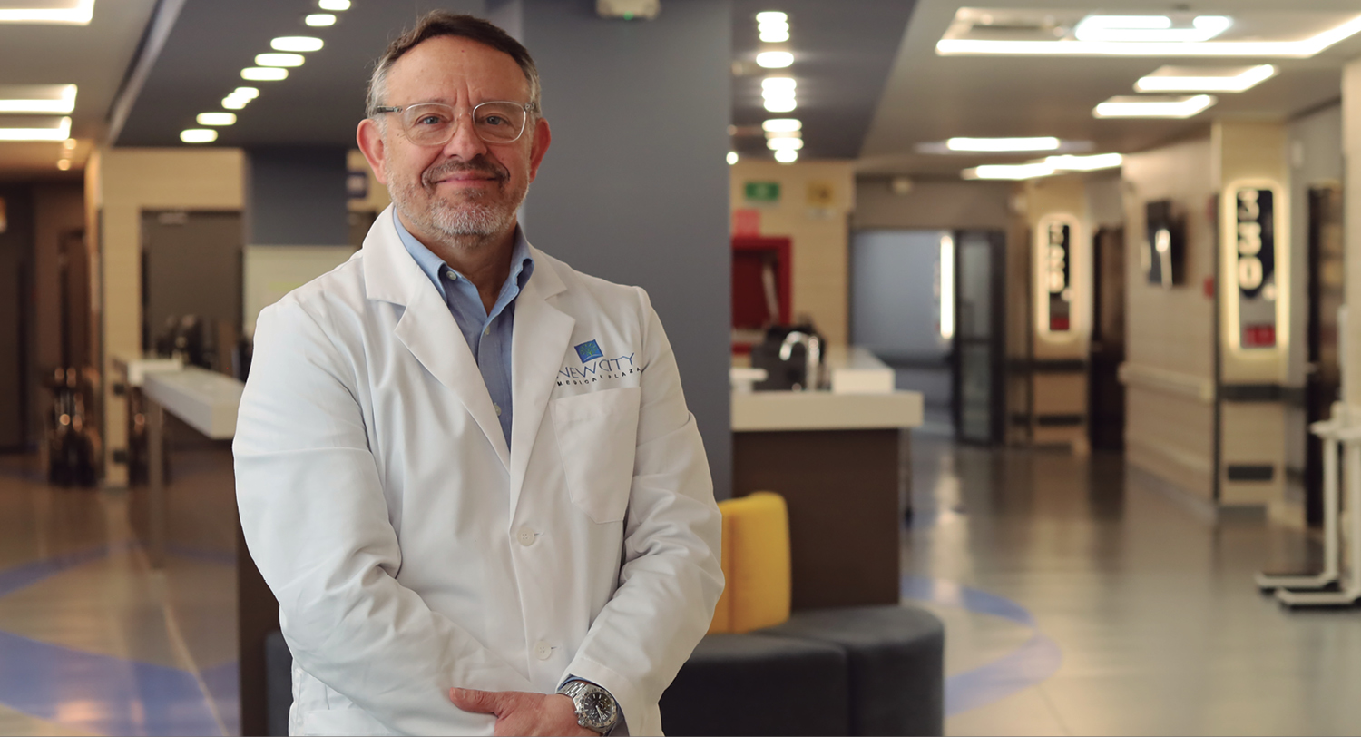 Dr. Clemente Zúñiga Gil, Director Médico del NewCity Hospital “Queremos ...